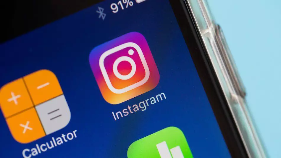 انسٹاگرام ایپ کے ساتھ ای کامرس میں کود رہا ہے جو آن لائن شاپنگ کو تبدیل کر سکتا ہے۔ 10321_3