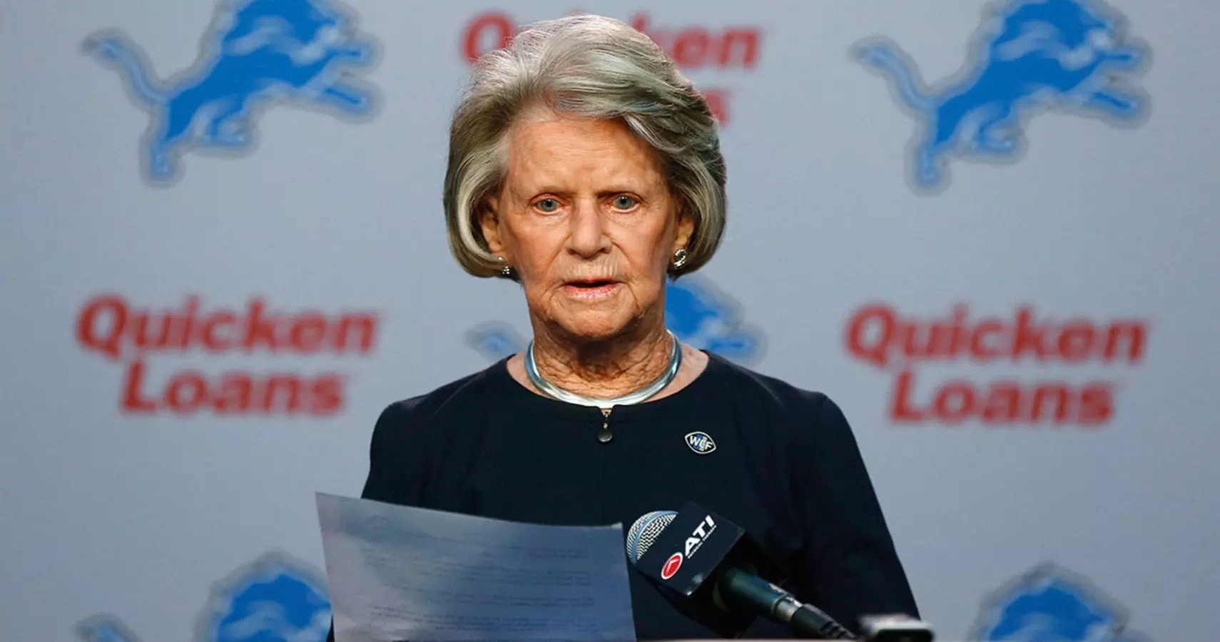 Martha Ford nqis los ua Detroit Lions tus tswv, tus ntxhais Sheila Ford Hamp los tuav 10405_0