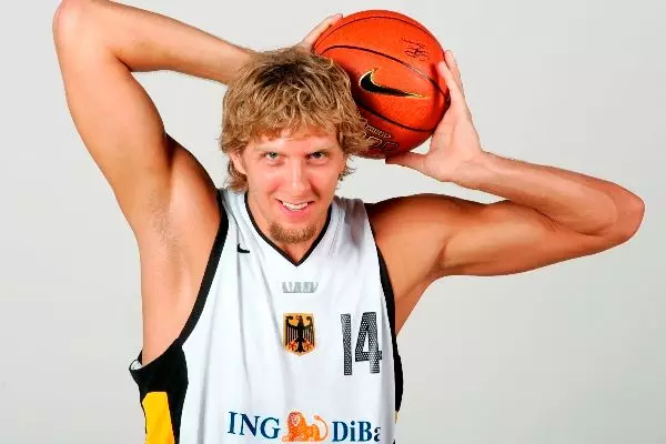 Kekayaan Bersih Dirk Nowitzki 1050_2