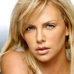 Charlize Theron xalis sərvət 1080_1