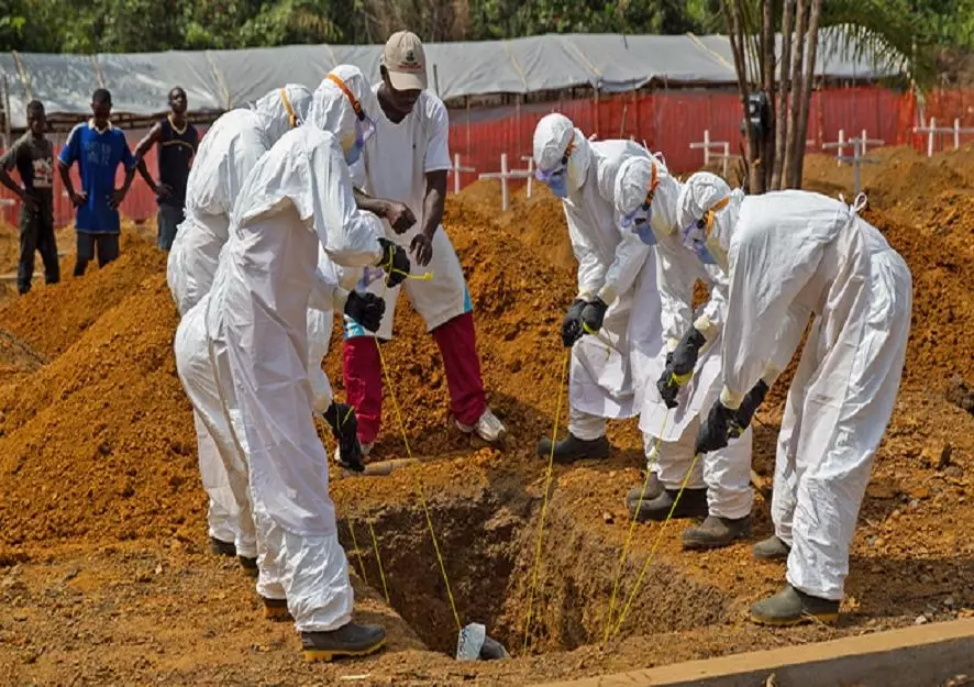 طبي پرمختګ د ایبولا ناروغانو د ژوندي پاتې کیدو کچه 94٪ ته راښکته کوي 11198_3
