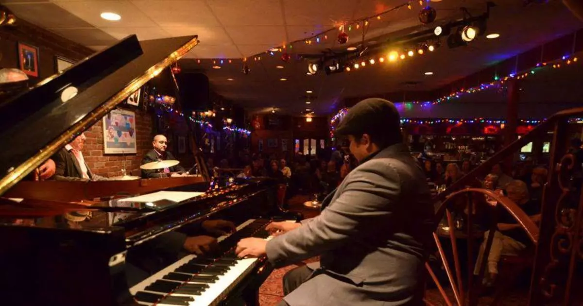 10 Bar Jazz High End Paling Apik Ing Kanada Sing Bener Digunakake 11683_0