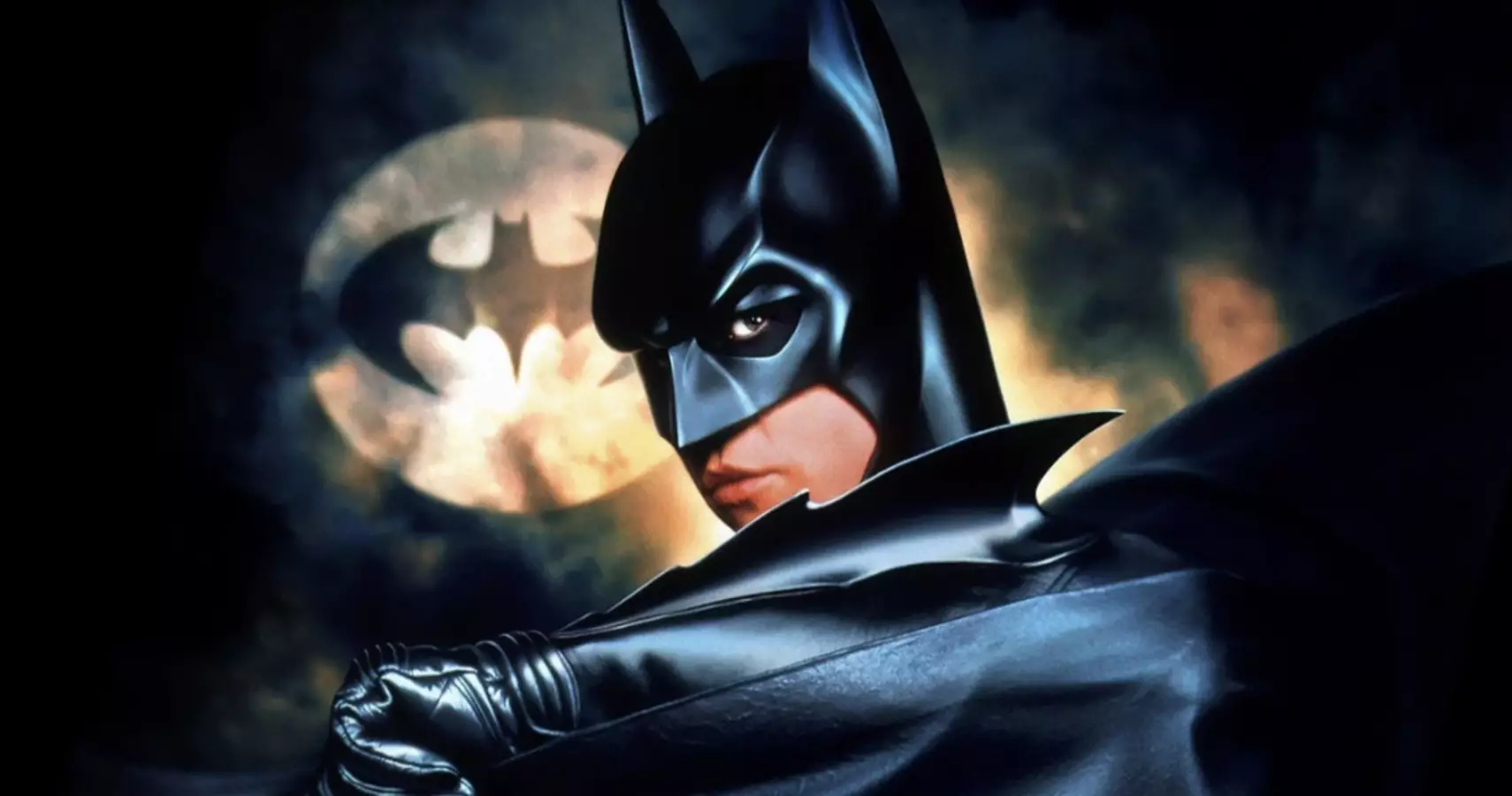 Val Kilmer Teases Hnav Lub Batsuit dua ntawm DC FanDome Event 12889_0