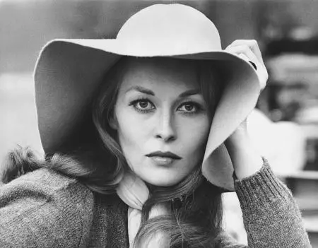 Faye Dunaway Net Worth | 13984_2