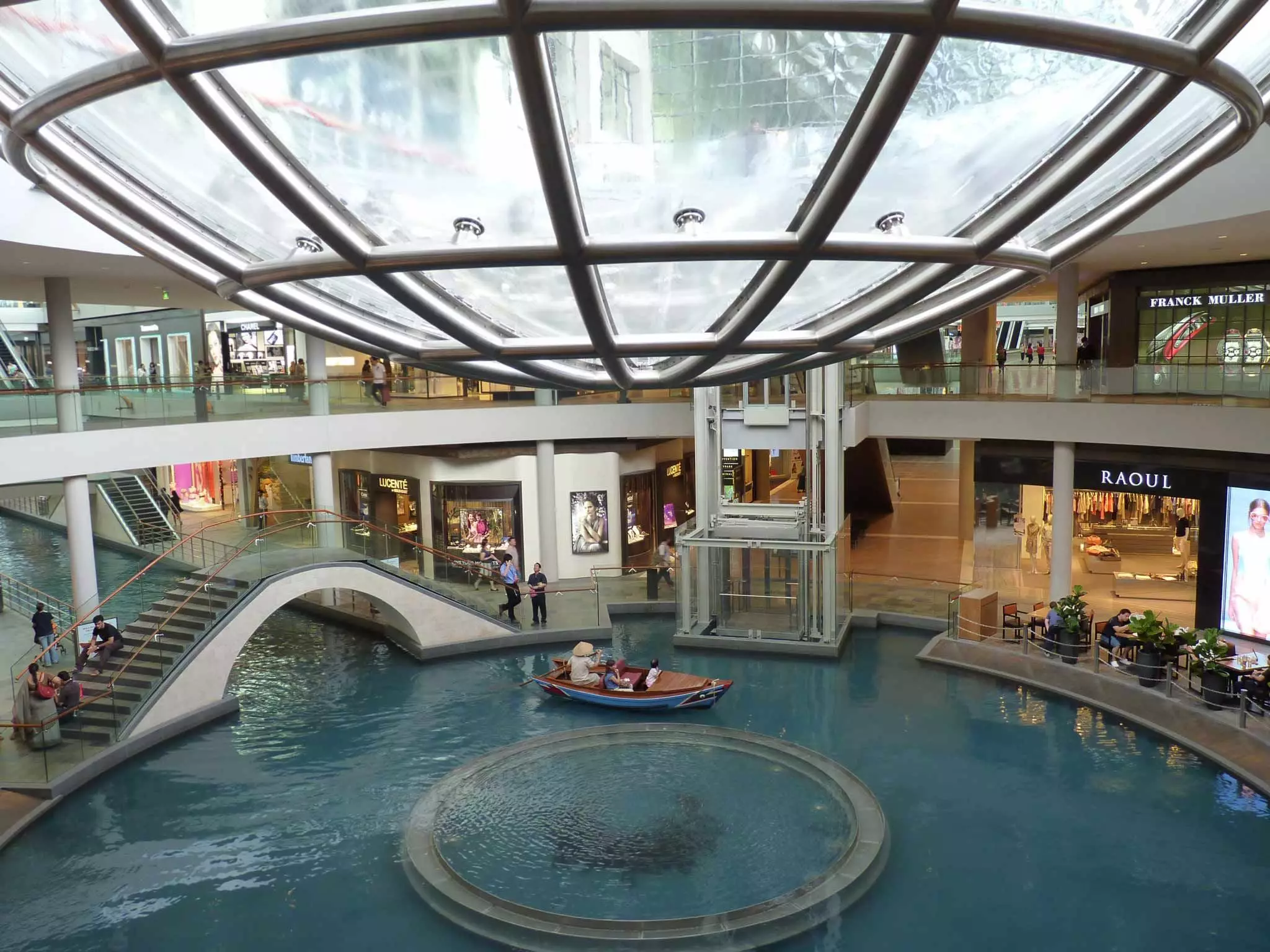 Singaporen Marina Bay Sands Resortin sisällä 14584_5