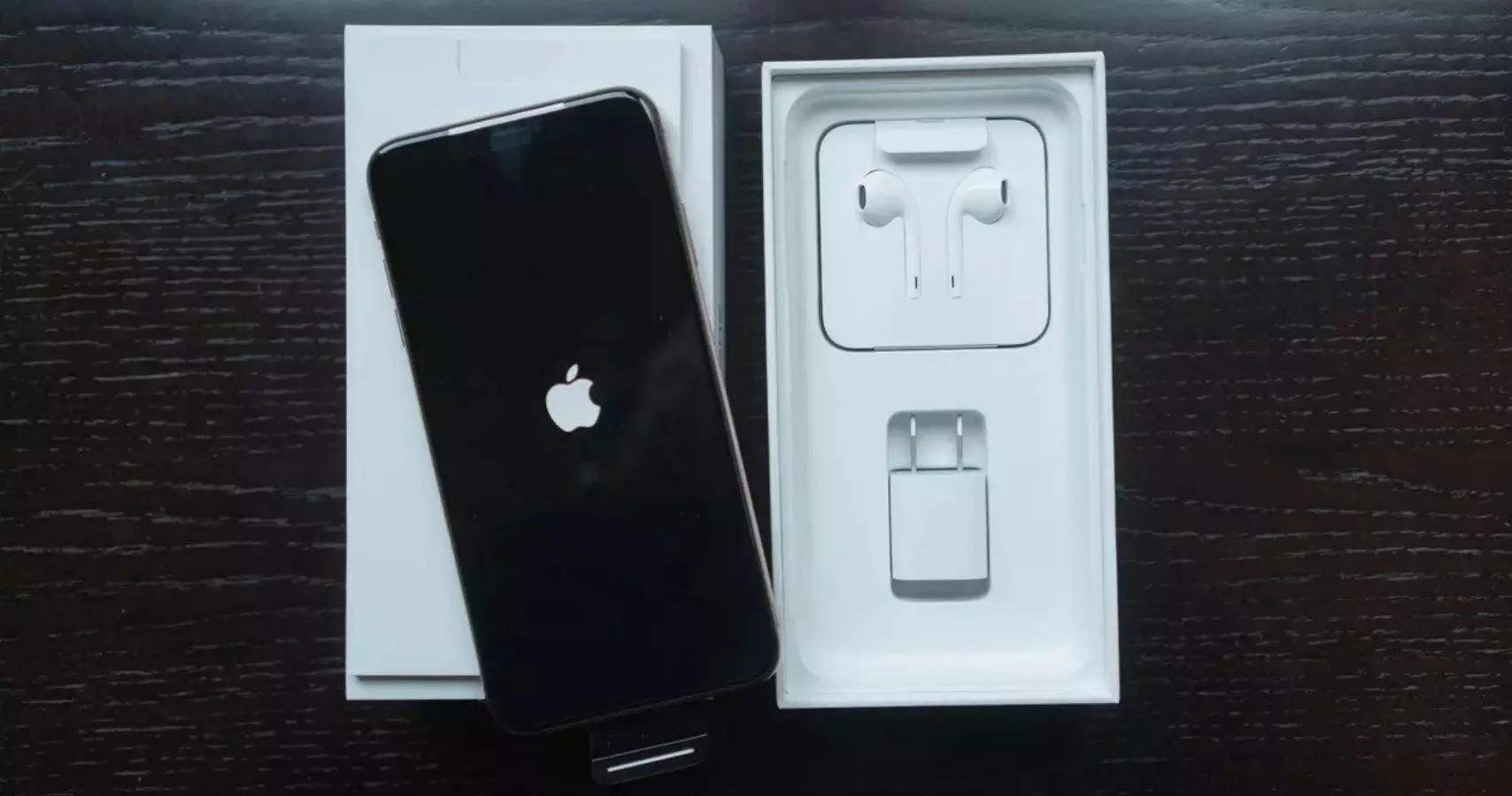 I-Apple Ukuyeka Ukuhlanganisa Ama-EarPod nama-Adapter Amandla Anama-iPhone Njengenjwayelo [Umbiko] 15784_3