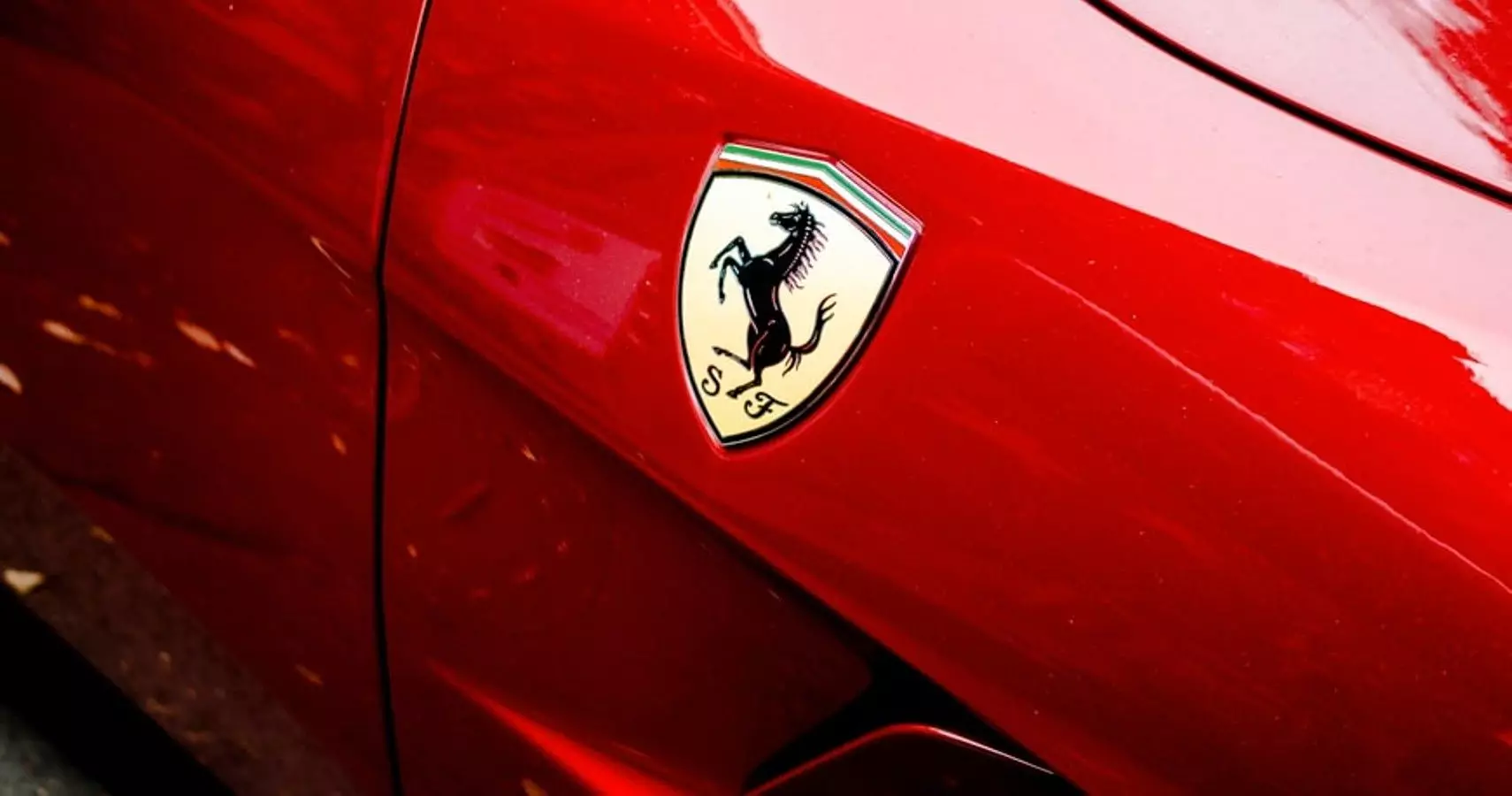 Solofanua Fa'ata'ita'i: 9 Tagata Ta'uta'ua o lo'o Ana Ferrari sili ona taugata