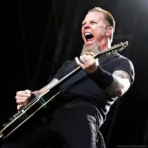 James Hetfield nettó érték 16428_1