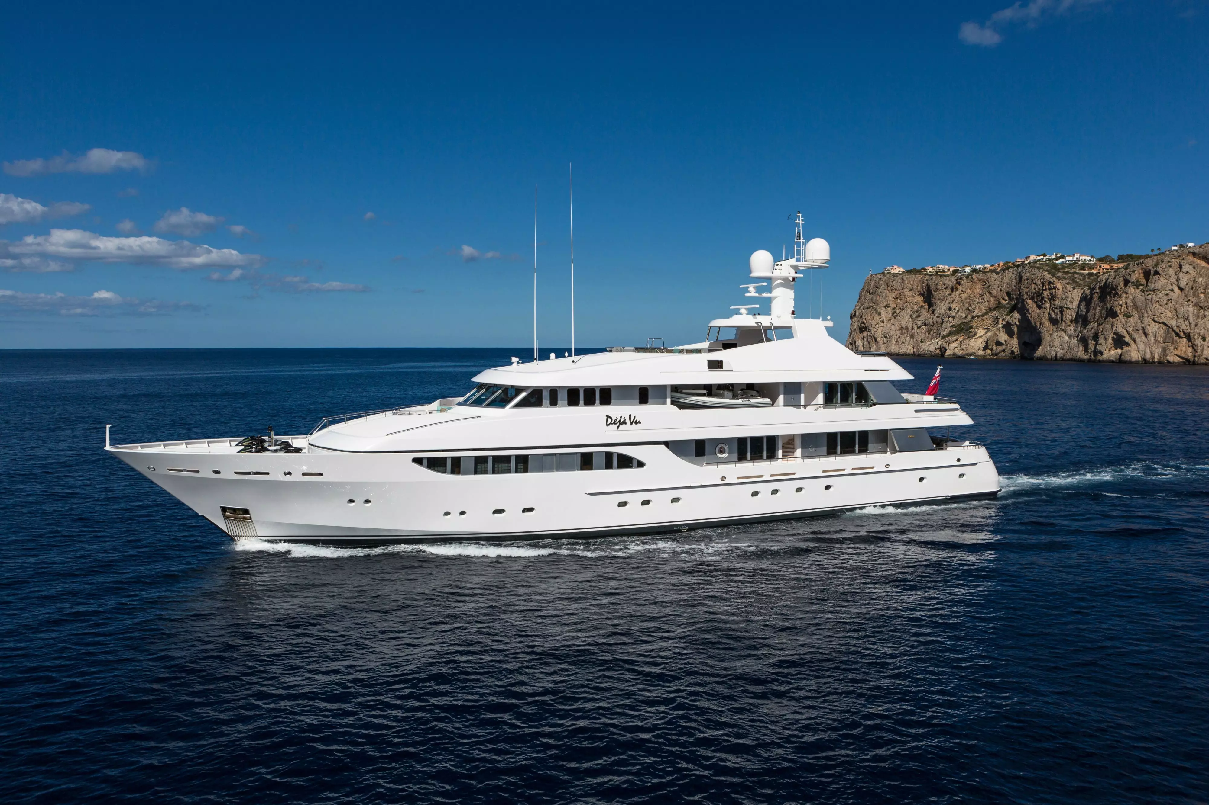 11 Superyachts ที่น่าประทับใจที่สุดสำหรับการขายตอนนี้ 17801_8