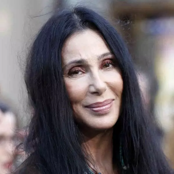 Cher Net Worth 18799_1