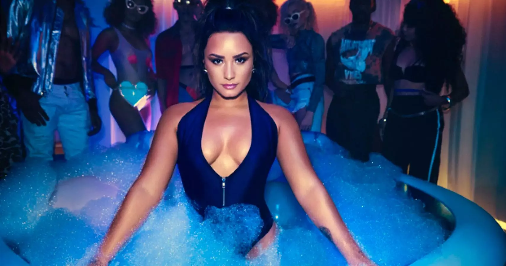 Demi Lovato Sọ Lori Titọju Ibalopo Rẹ Lipped 20498_0