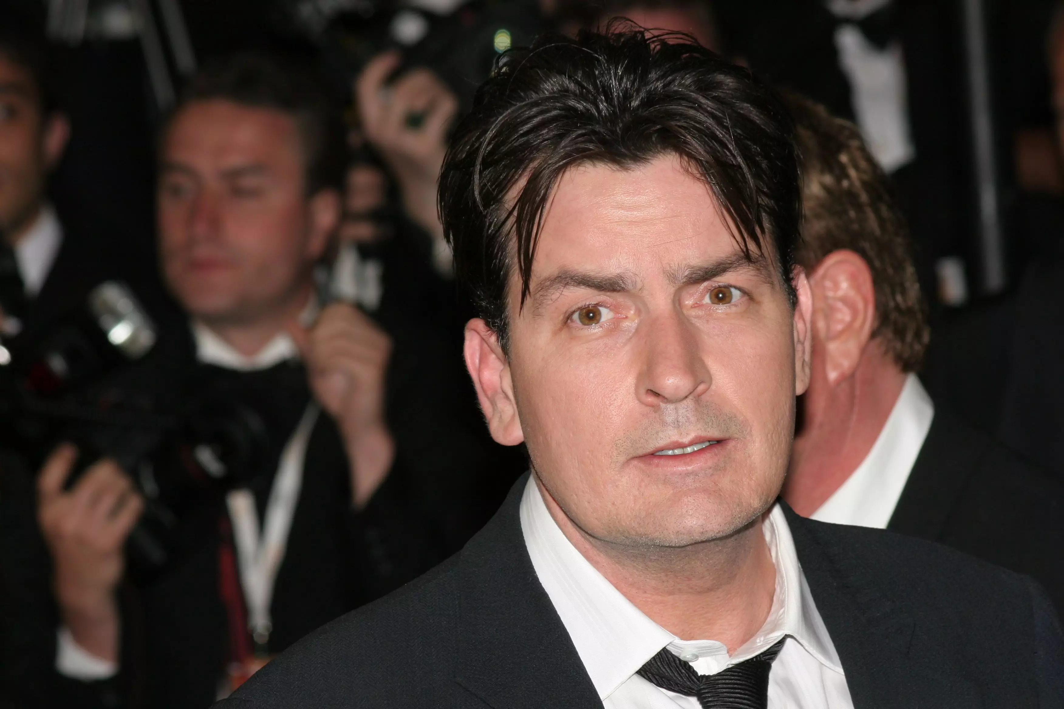 Charlie Sheen sal onthul dat hy MIV-positief is 20825_0