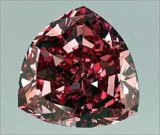 10 Qhov Tsis tshua muaj Gemstones hauv ntiaj teb 21486_11