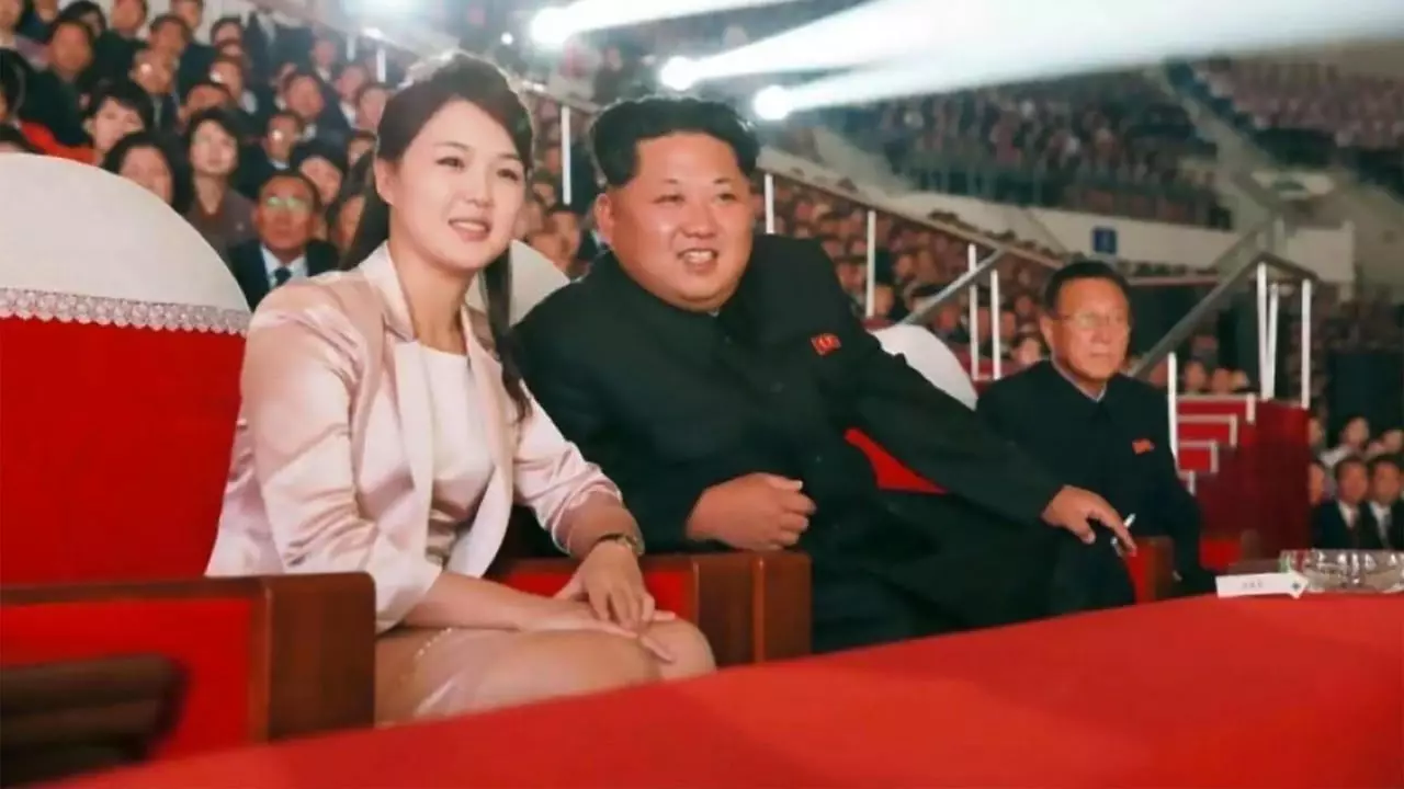 20 règles spéciales que Kim Jung Un fait suivre aux femmes de son entourage 22037_17