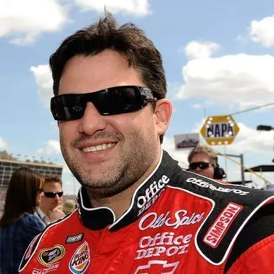 Tony Stewart xalis sərvət 2211_1