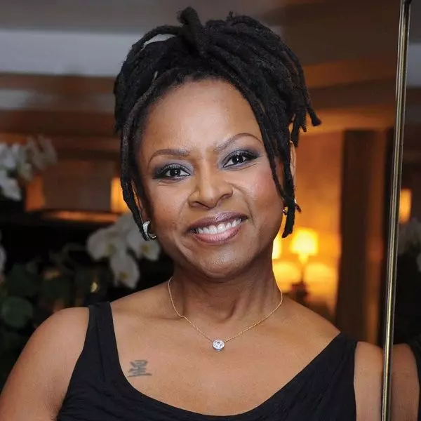 I-Robin Quivers inenani elifanele