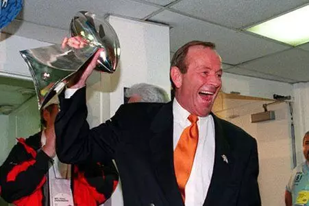 Pat Bowlen มูลค่าสุทธิ 2482_1