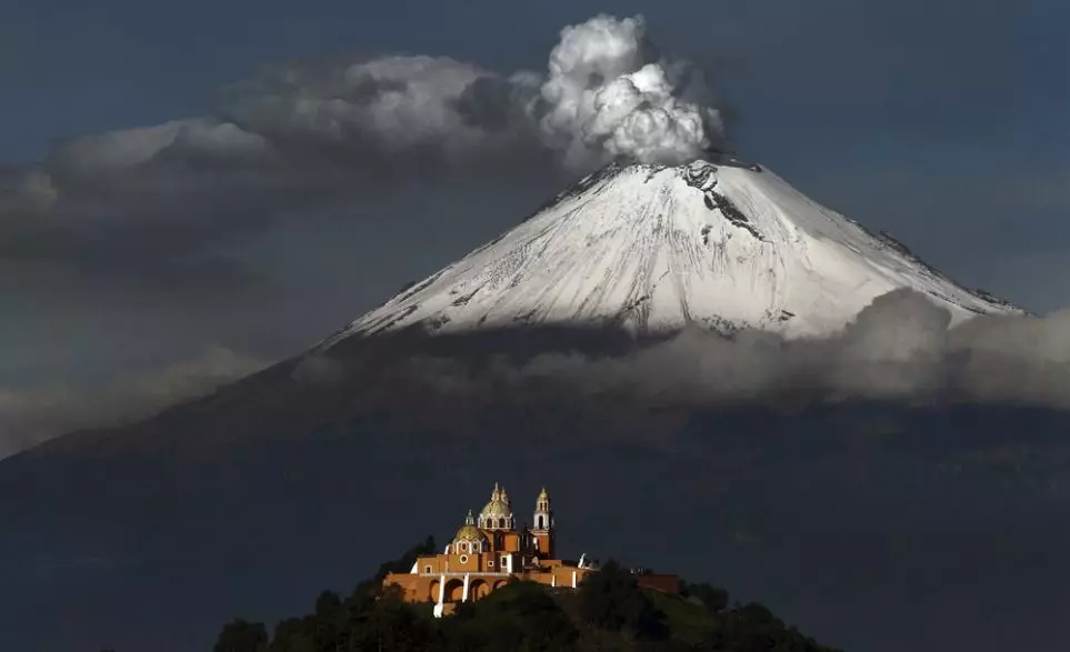 12 volcanes que pronto entrarán en erupción 28673_0