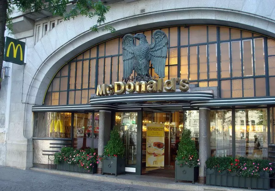 10 dintre cele mai unice locații McDonald's din lume 28894_10