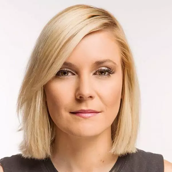 Renee Young Čistá hodnota 29468_1