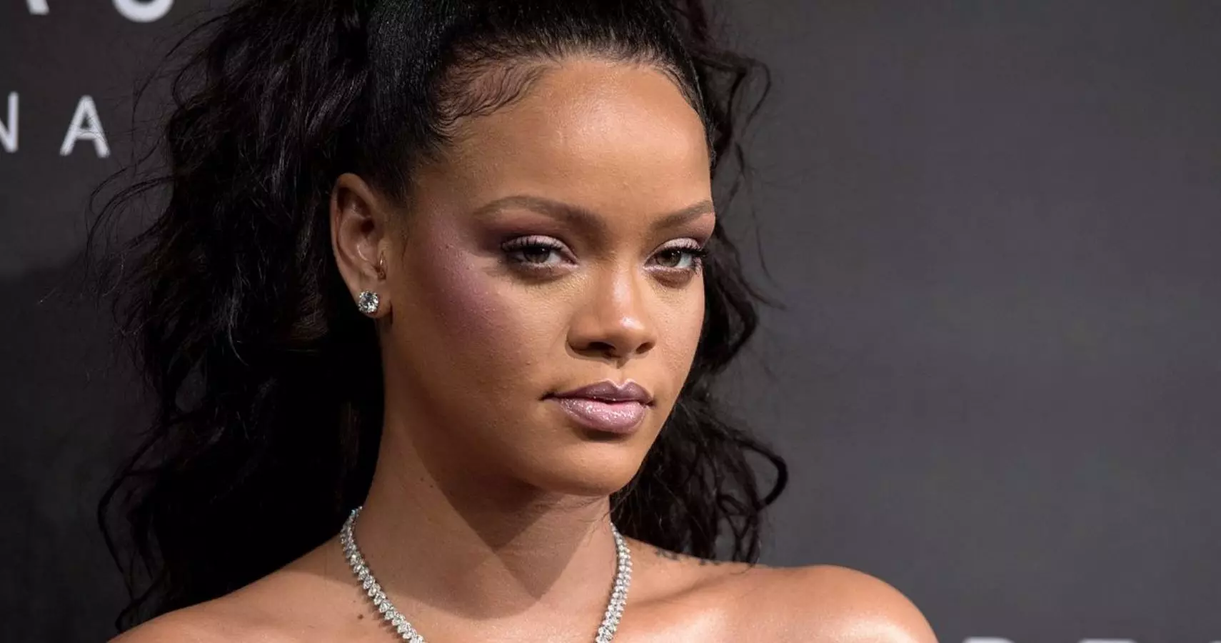 Rihanna ກາຍເປັນເອກອັກຄະລັດຖະທູດ Barbados 2964_0