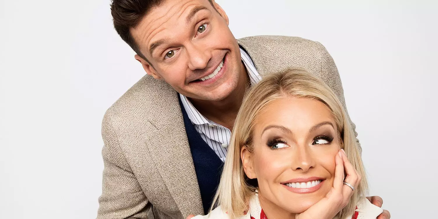 Ryan Seacrest sa pripája ku Kelly Ripa ako spoluhostiteľ Live