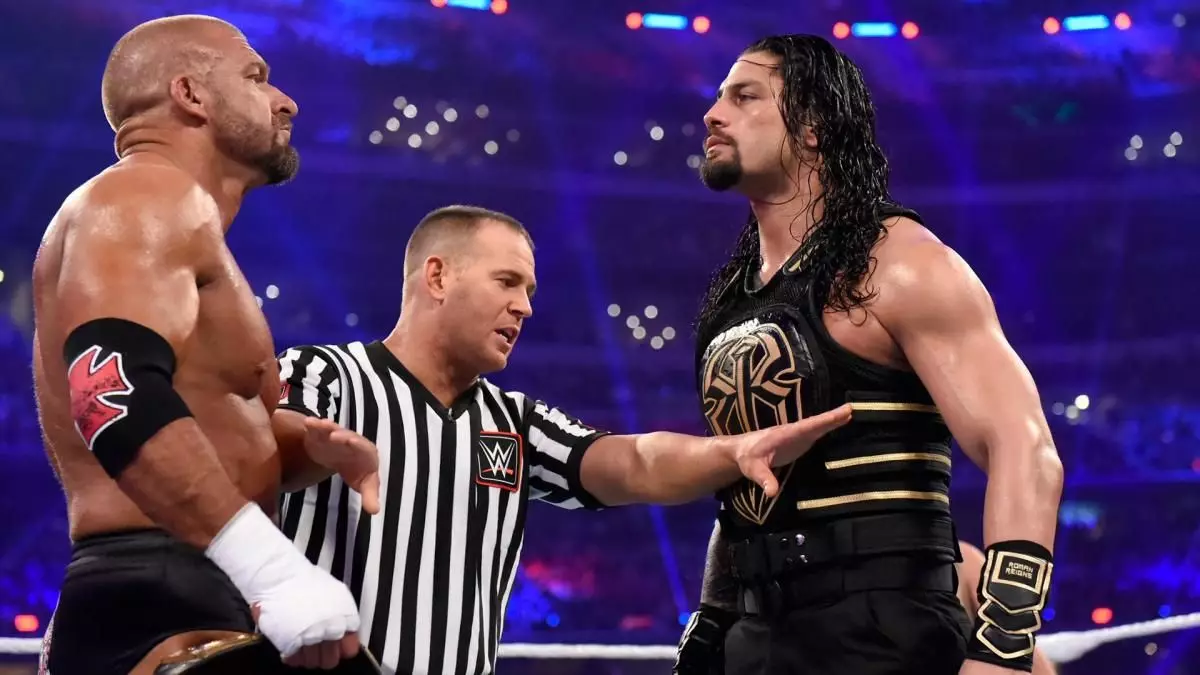 WWE'nin Roman Reigns'i Sevdirmek İçin Yaptığı 15 Çaresiz Hareket (Ama İşe Yaramadı) 30379_11