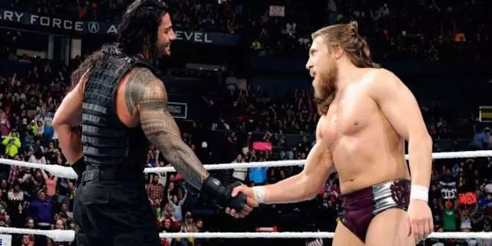 15 mouvements désespérés que la WWE a tirés pour nous faire aimer Roman Reigns (mais n'ont pas fonctionné) 30379_14