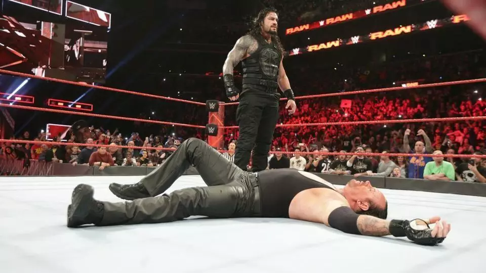 15 mouvements désespérés que la WWE a tirés pour nous faire aimer Roman Reigns (mais n'ont pas fonctionné) 30379_7