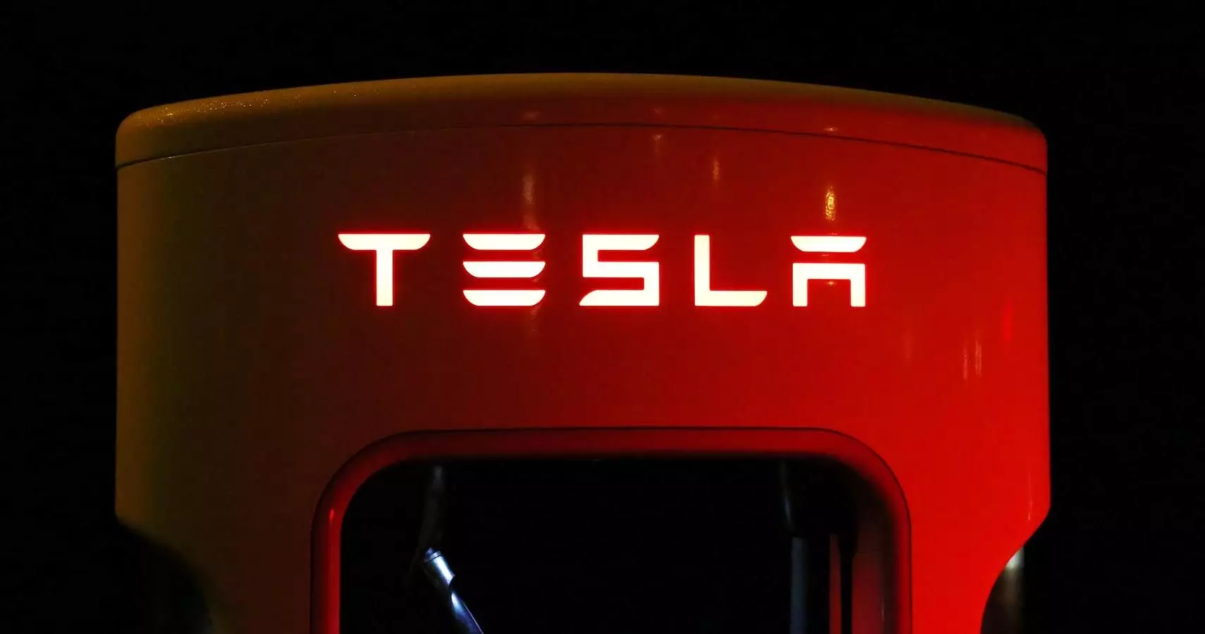 Bu yerda Tesla’ning o‘z-o‘zidan quvvat oladigan Model Y yaxtasi haqida bilishingiz kerak bo‘lgan hamma narsa