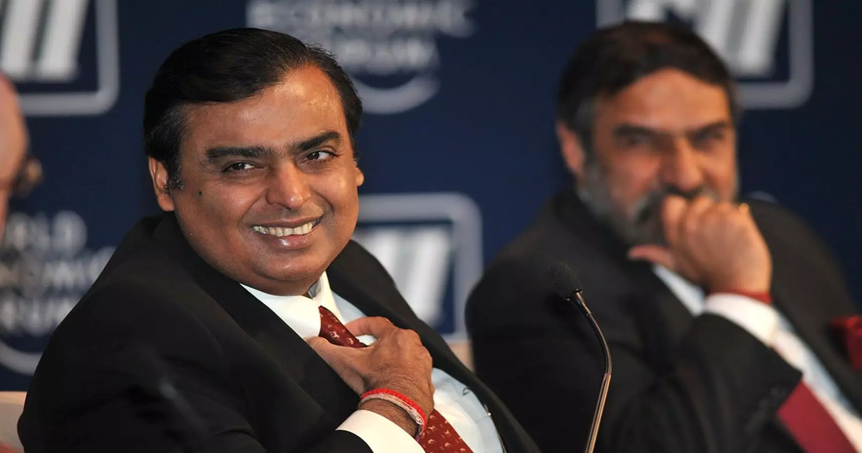 A 100 milliárd dolláros klub: Mukesh Ambani indiai milliárdos nettó értéke eléri a 100 milliárd dollárt