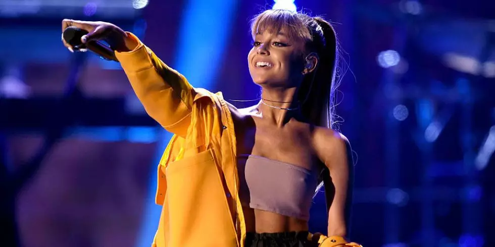 Tigidhada Riwaayada Faa'iidada Qaraxii Manchester ee Ariana Grande waa la iibiyaa 31433_0