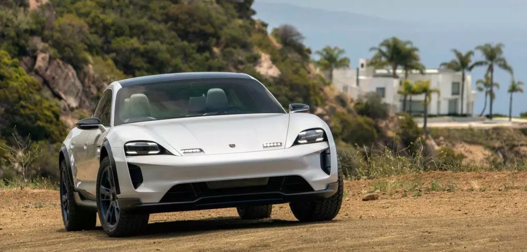 20 cosas sorprendentes sobre el primer automóvil completamente eléctrico de Porsche 3151_7