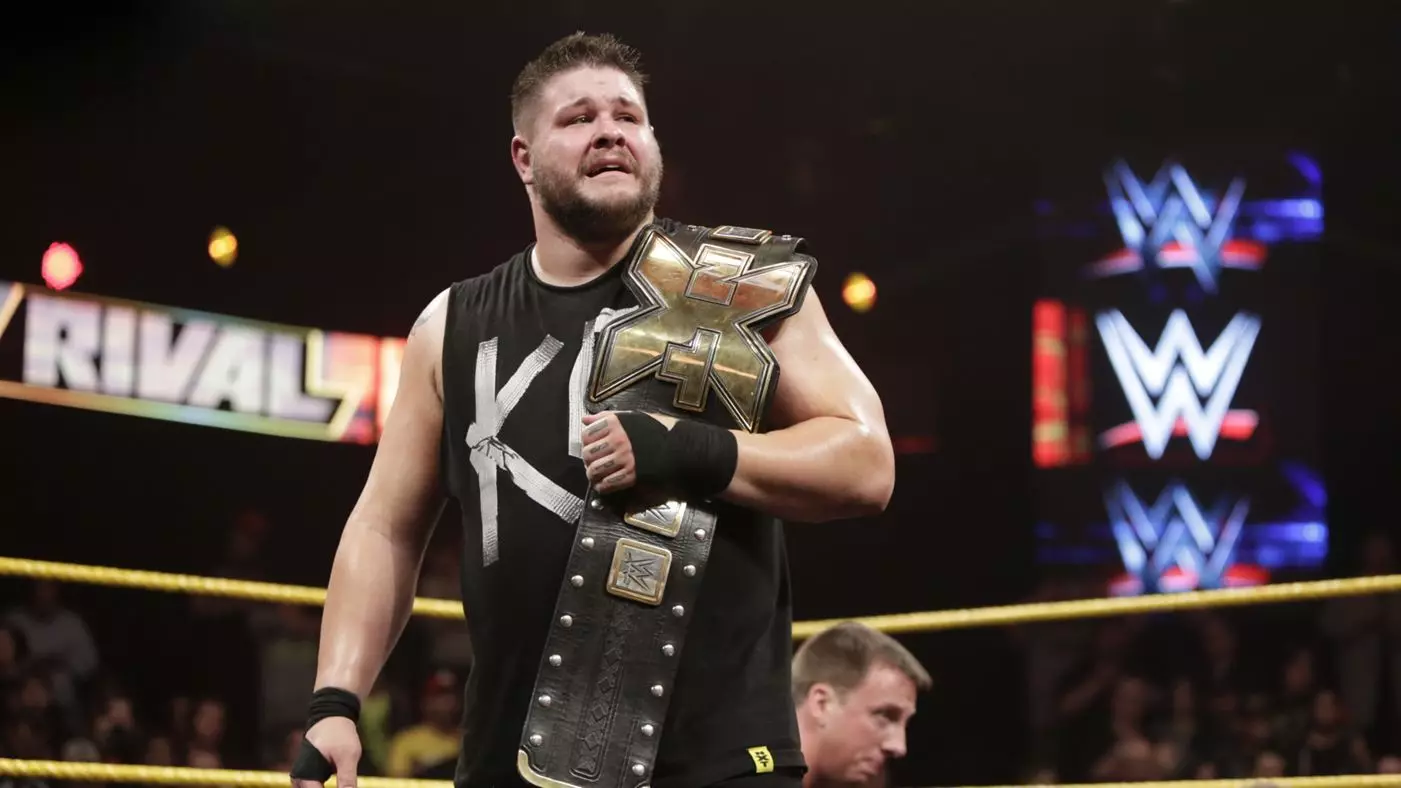 10 NXT Superstars nke WWE kwesịrị iweta na isi akwụkwọ edemede 31731_11