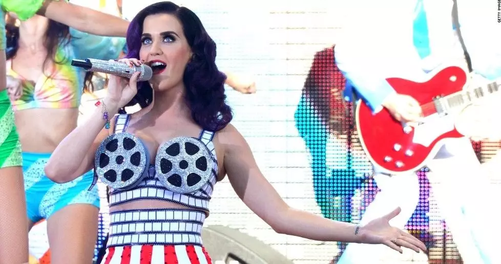 Top 10 des tenues les plus scandaleuses de Katy Perry 34341_0