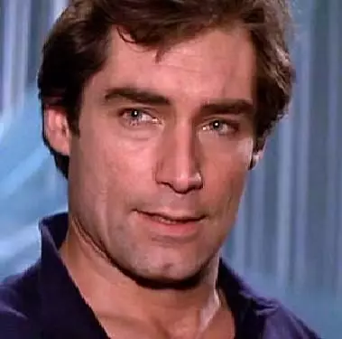 Patrimonio neto de Timothy Dalton 34344_1