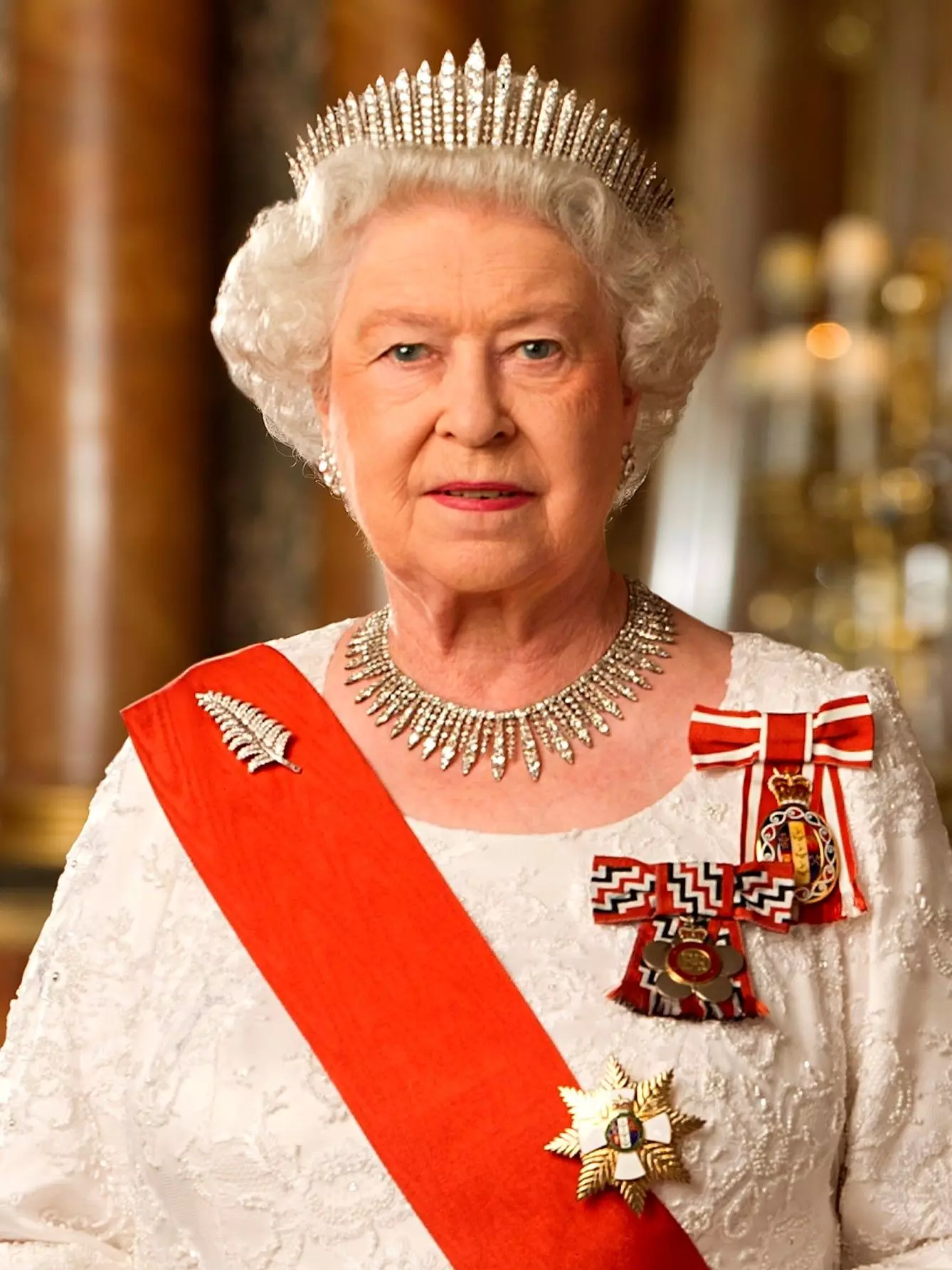 Kraliçe II. Elizabeth Net Değer 344_2