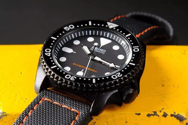 Seiko SKX: Ib Lub Sijhawm Muaj Nqis Uas Yuav Tig taub hau 3612_5