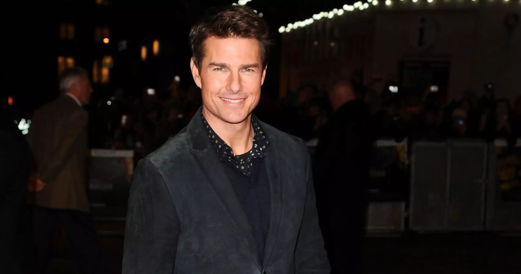 Tom Cruise 2021 දී 'Top Gun: Maverick' සඳහා ඩොලර් මිලියන 13ක් ලබා ගත්තා