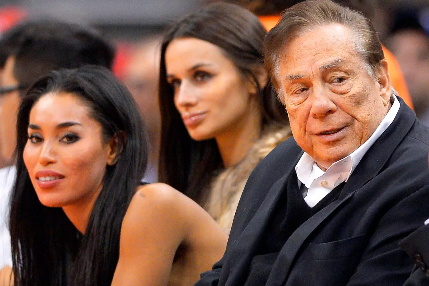 Donald Sterling: Akụkọ Na-adịghị nkenke nke ịkpa ókè agbụrụ, Mmekọahụ, na Ịbụ A-Oghere n'ozuzu 36815_10