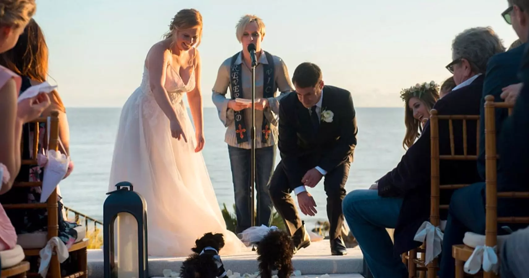 Inside Look Into Amy Schumer & Husband Chris Fischer's Wedding 36870_0