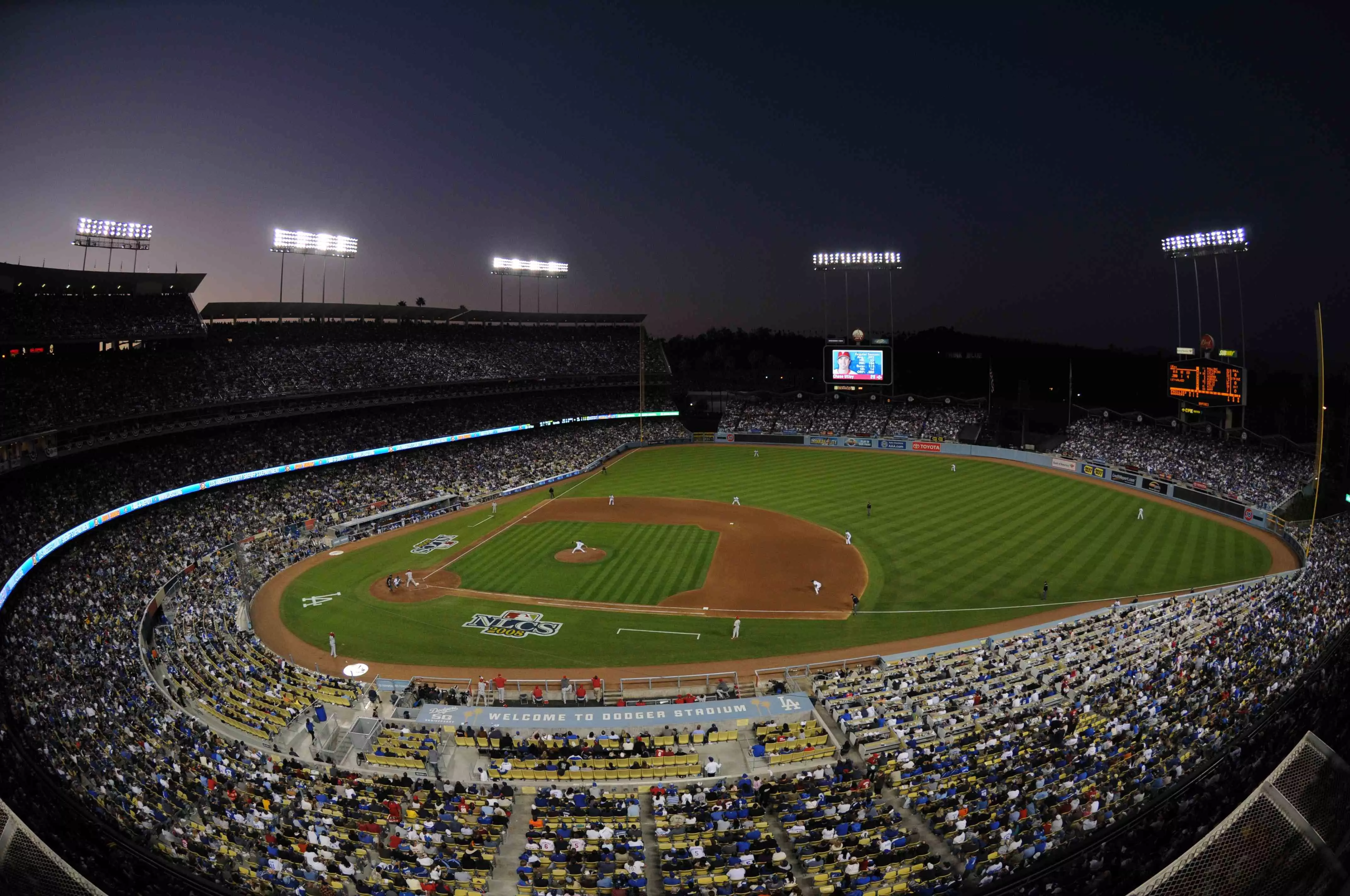 10 MLB Ballparks រាល់អ្នកគាំទ្រកីឡាបេស្បលត្រូវតែទស្សនា 38149_6