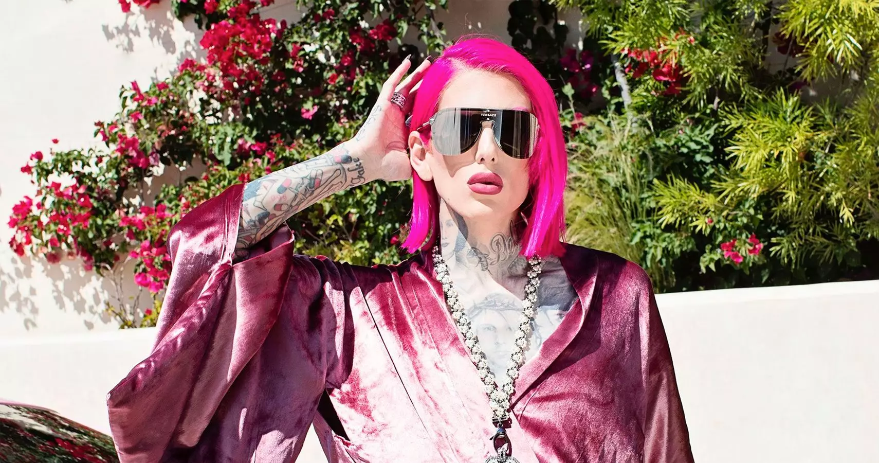 Jeffree Star çawa Serweta xwe çêkir û Empiremparatoriyek ava kir