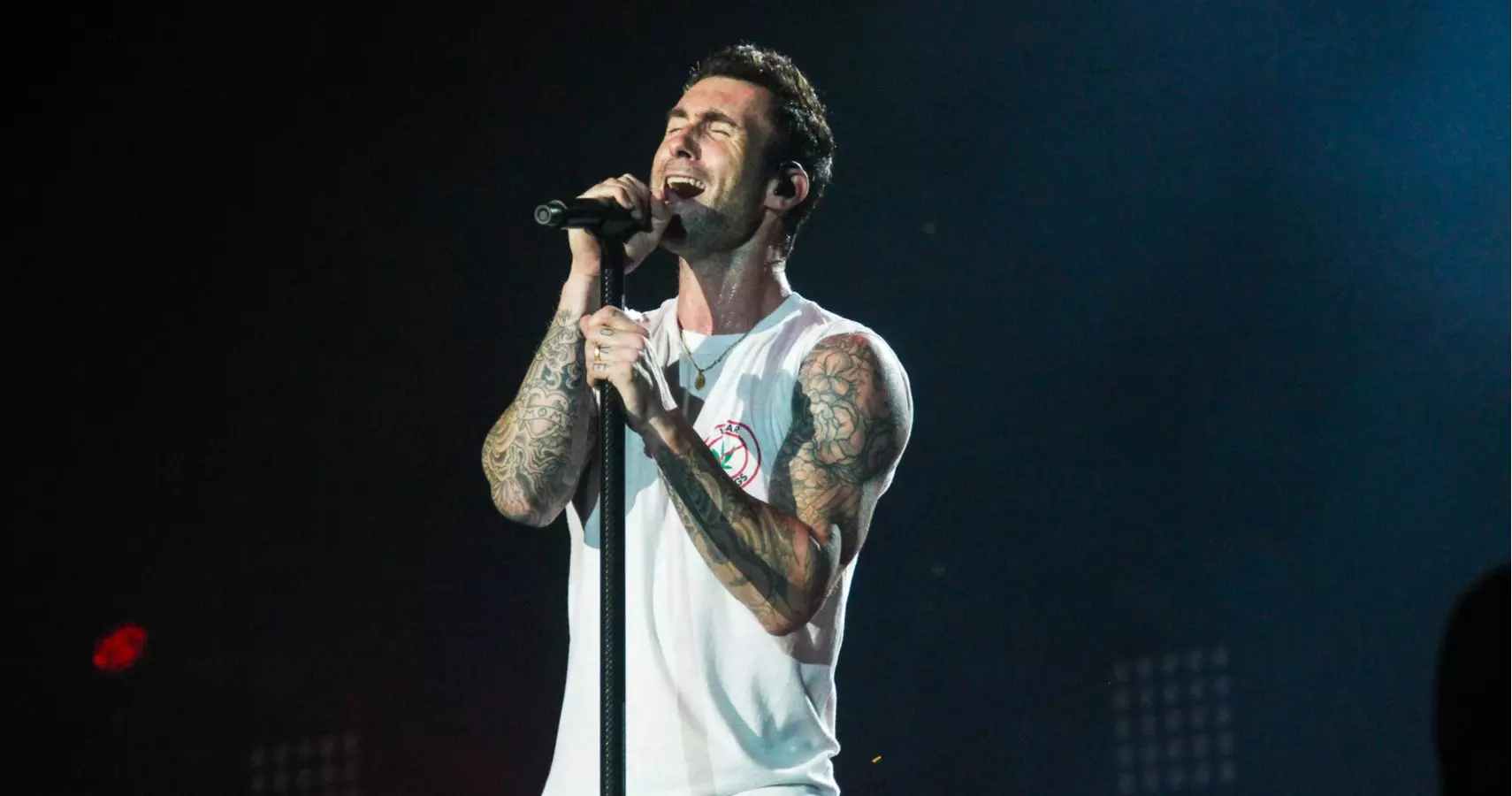 Nakhu Kungani U-Adam Levine Ecebile Kunozakwabo UMaroon 5 Bandmates