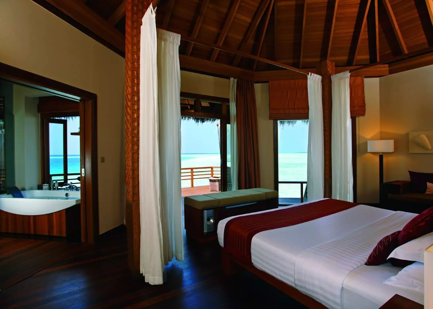 Paradise Playground: Lúkse hotels yn 'e Maldiven 39454_9