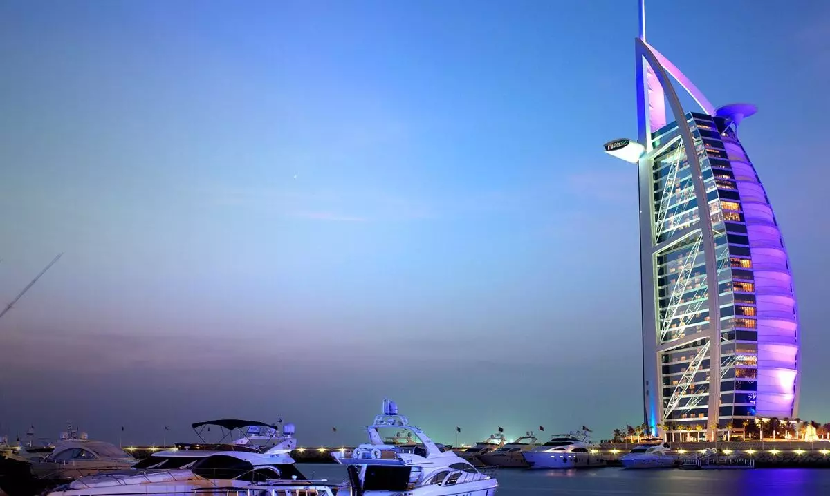 15 dzīvesvietas Dubaijā, kuras jūs faktiski varat atļauties 40977_4