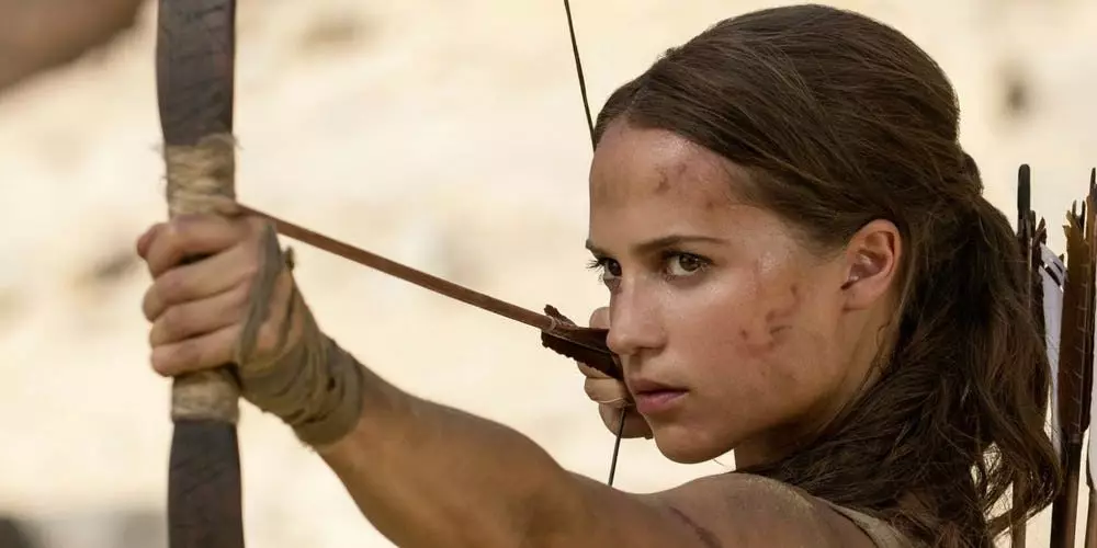 10 Kialoj Kial The Tomb Raider Reboot Suĉos (Kaj 5 Manieroj Ĝi Eblus Bati La Originalon) 41508_18