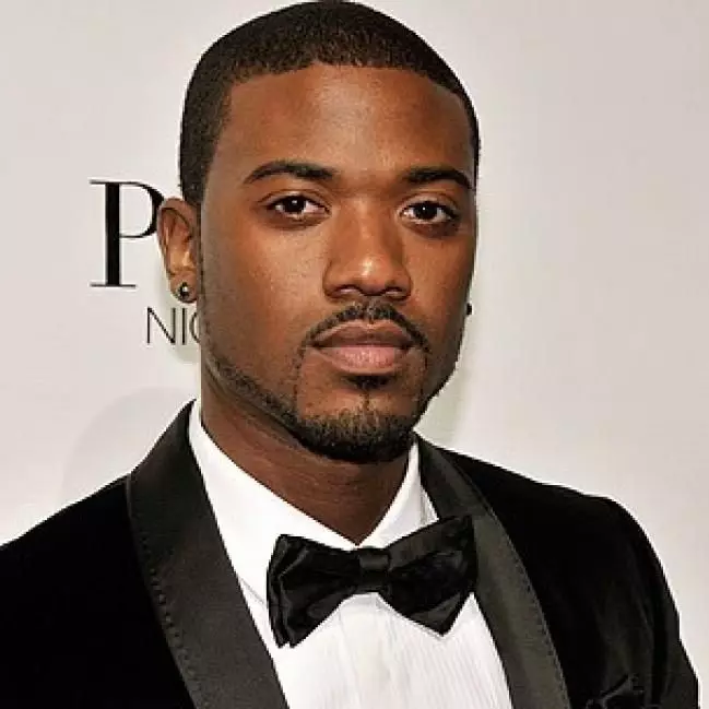 Ray J خالص ارزښت 42253_1