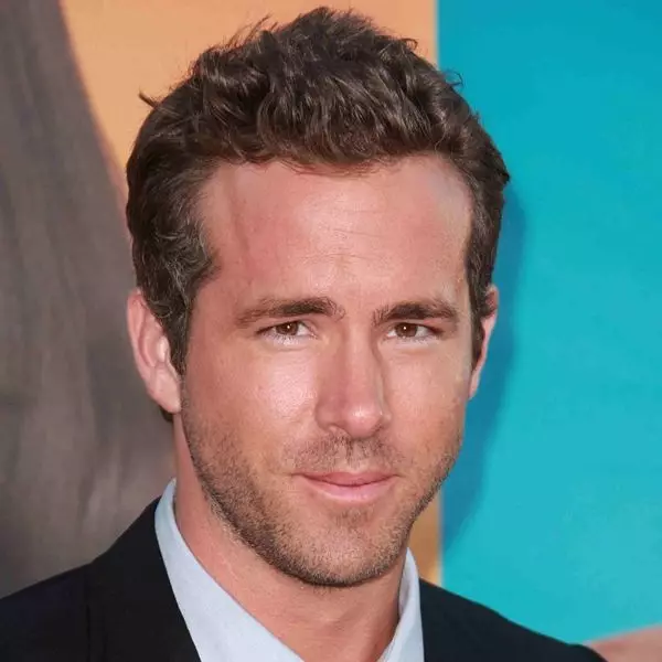 Ryan Reynolds Agaciro 44224_1