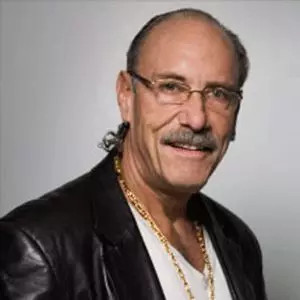 Les Gold Net Worth 45501_1